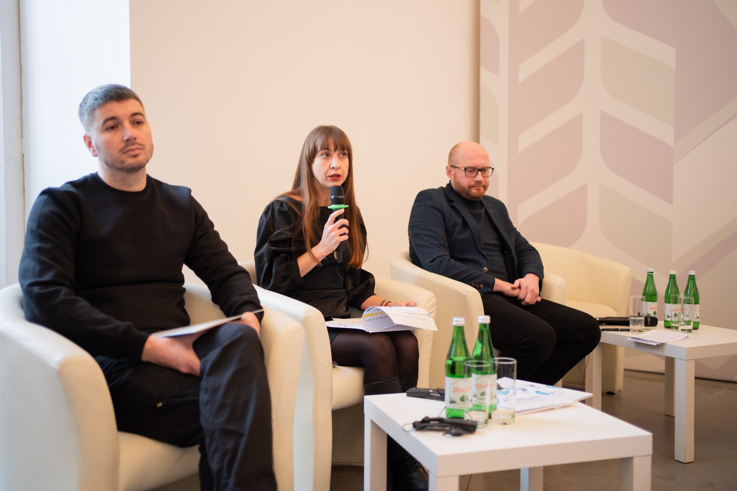 CEDEM presents a guide to volunteering in Ukraine. Fast facts about ...